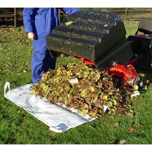 Top 4 Best Tow Behind Lawn and Leaf Sweepers & Reviews | Pyracantha.co.uk