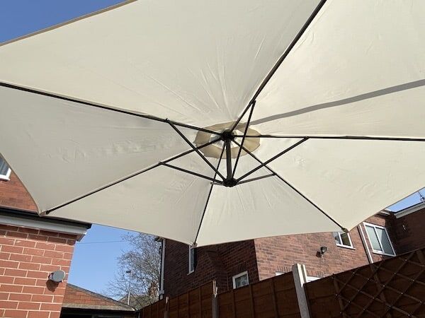 6 Best Cantilever Parasols - 3 years of UK Testing For Durability