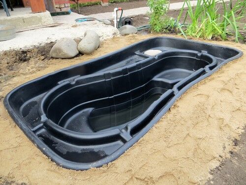 6 Best Preformed Ponds - Durability, Shape & Size Compared