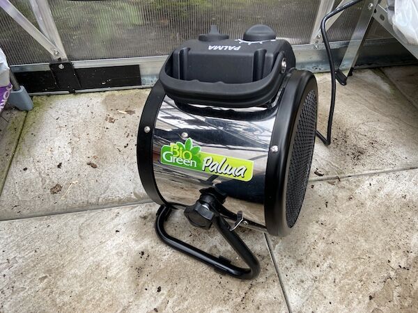 Tested & Approved: Best Greenhouse Heater for Optimal Temperature Control