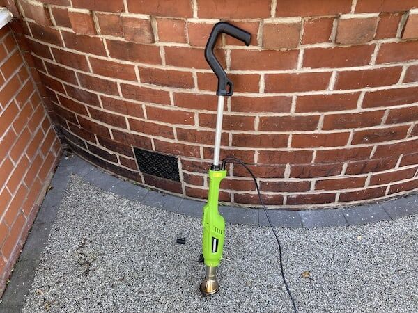 8 Best Weeding Tools I Use as a professional Gardener
