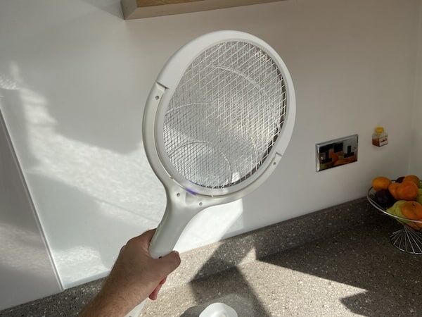 5 Best Electric Fly Killers – Compare effectiveness & Quality