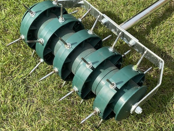 Top 5 Best Lawn Aerators - Real Testing & UK Review