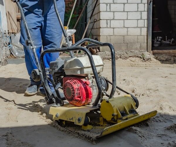 4 Best Compactor Plates - Test, Comparison and UK Review