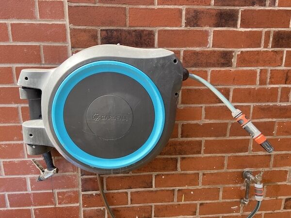 The Best 5 Automatic Garden Hose Reels - Comparison & Reviews ...