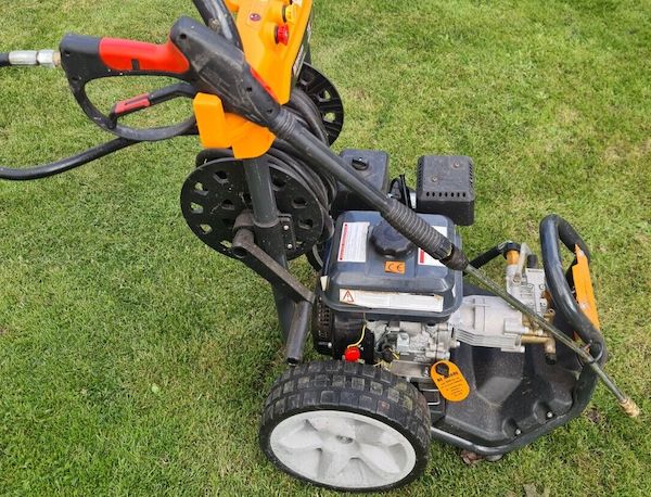 6 Best Petrol Pressure Washers - Tested For Power, Durability & Power