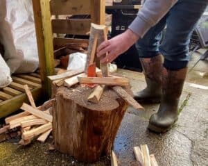 My 5 Best Tools For Splitting Logs and Making Kindling