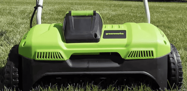 The Best Cordless Scarifiers For Removing Moss and Thatch
