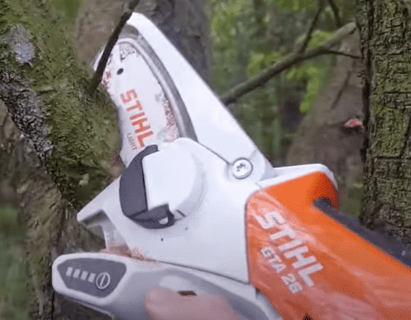 5 Best Mini Chainsaws For Pruning - Small Chainsaws